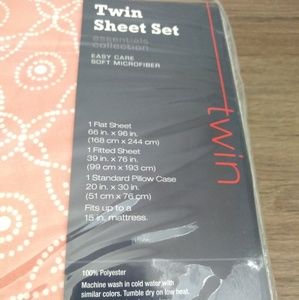Bedding | Twin Sheet Set | Poshmark